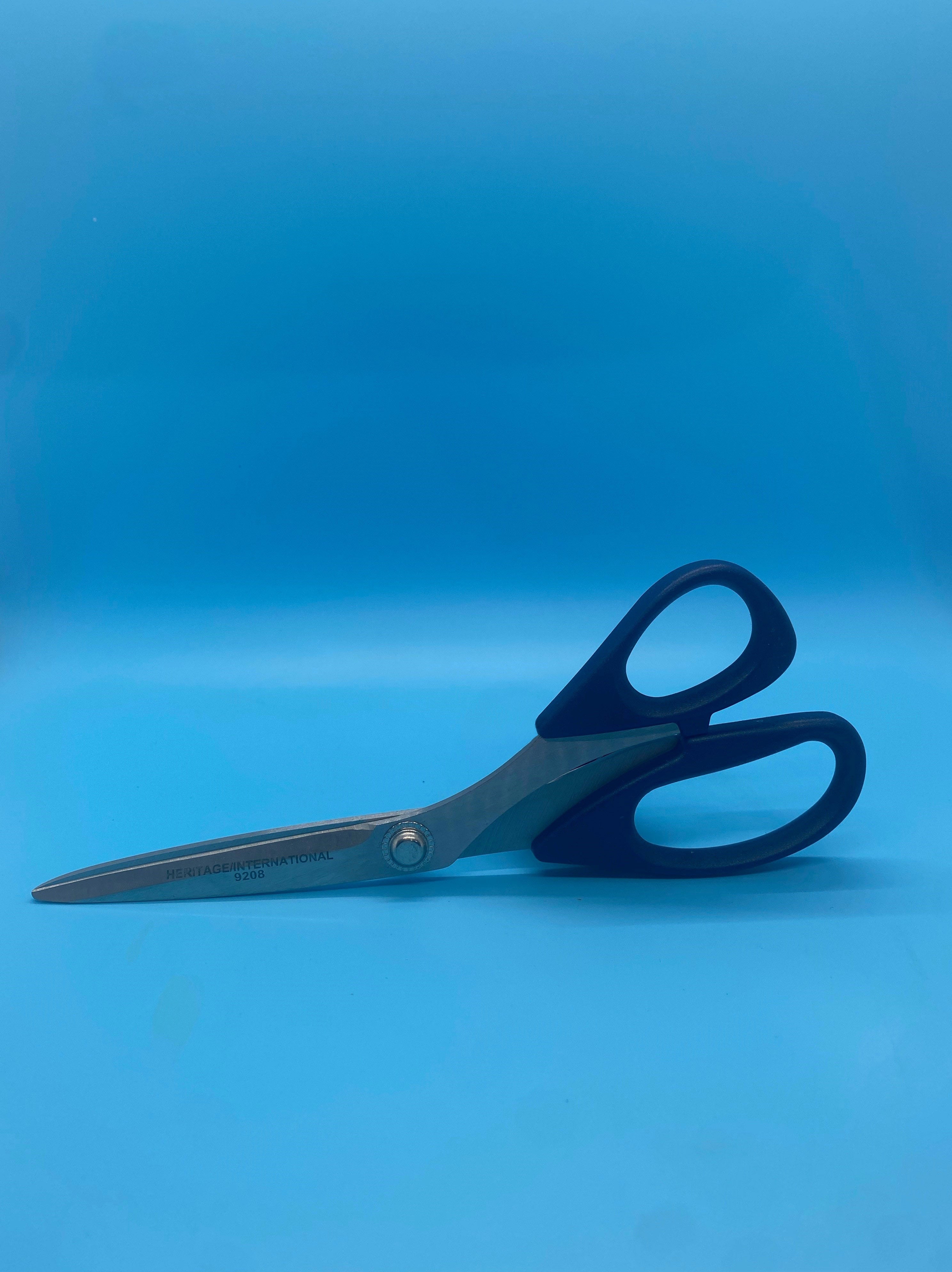 HERITAGE LIGHT WEIGHT 8" SCISSORS | spectrumcolor.com